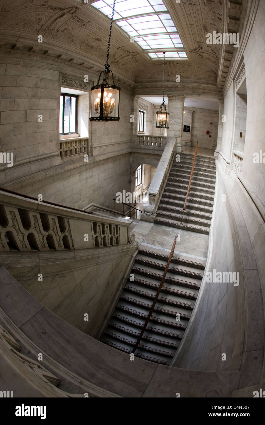 Stairs new york public library hi-res stock photography and images - Alamy