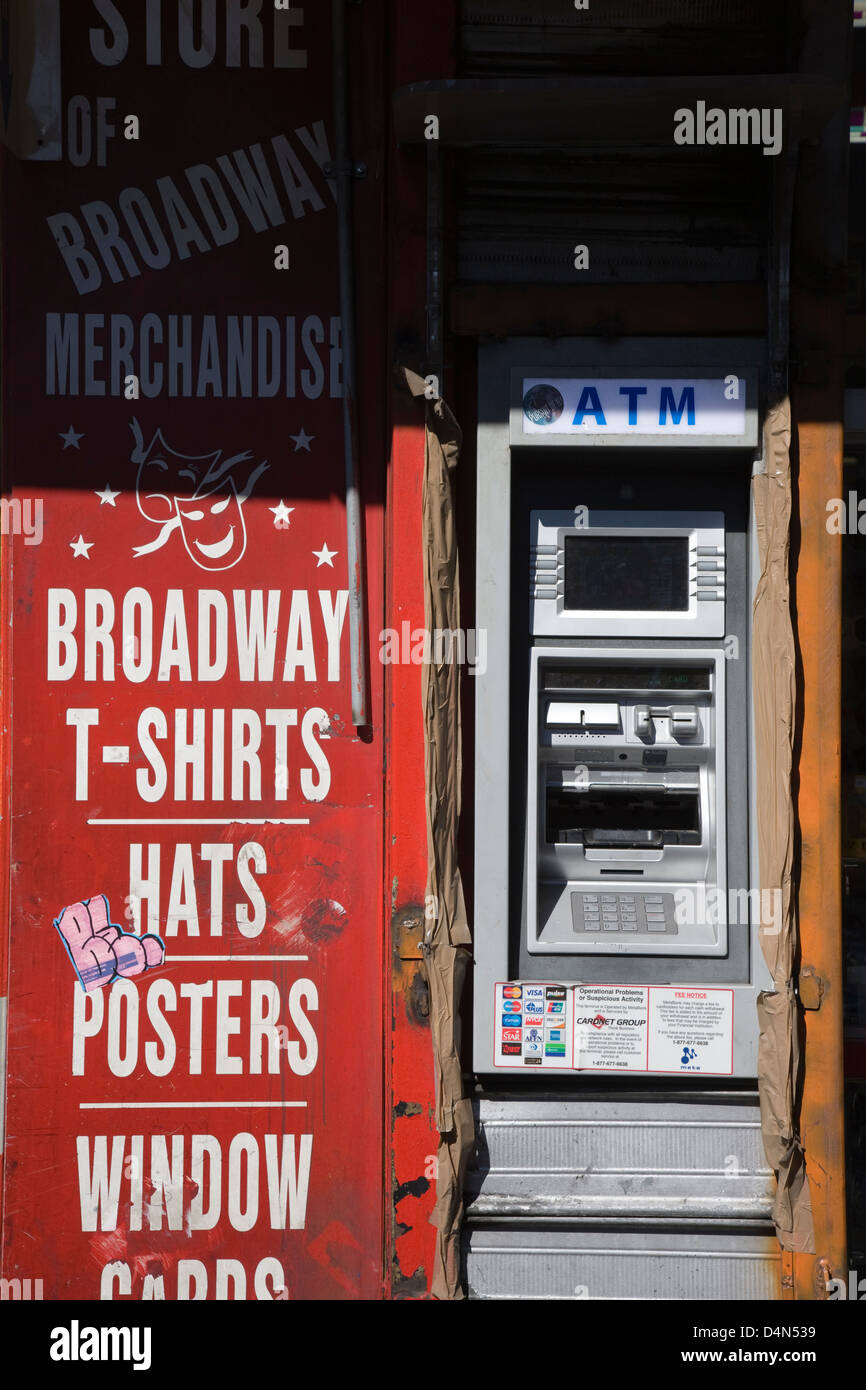 Cashpoint machine hi-res stock photography and images - Alamy