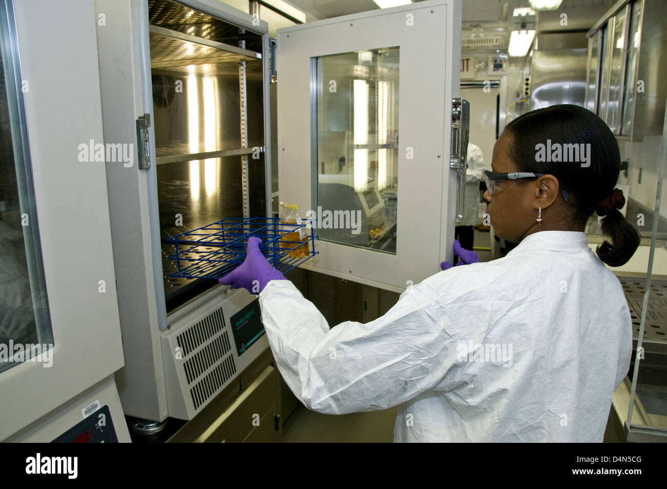 A mobile lab is being used in the Salinas Valley to test for E. coli ...