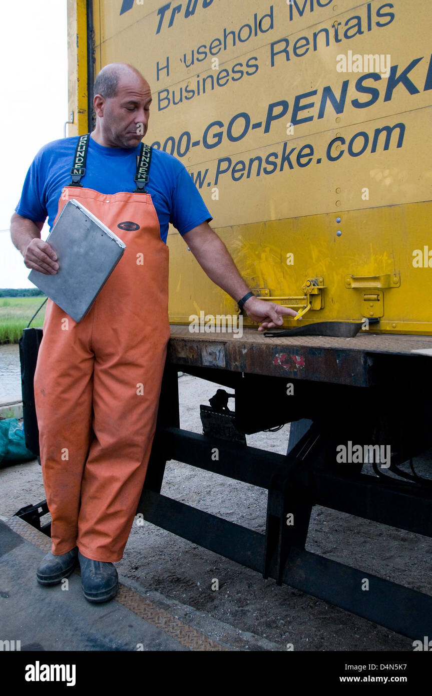 The National Shellfish Sanitation Program (NSSP) collaborates with ...