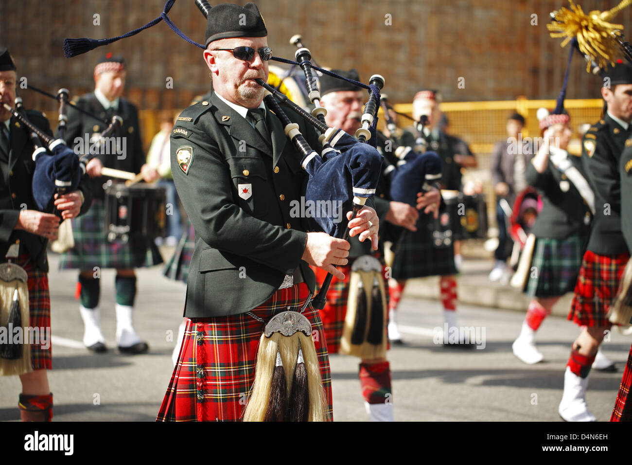 Scottish day parade hi-res stock photography and images - Alamy