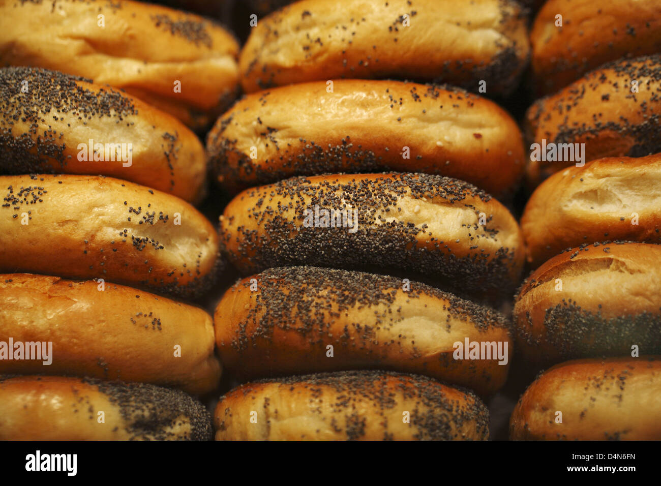 Pile of bagels hi-res stock photography and images - Alamy