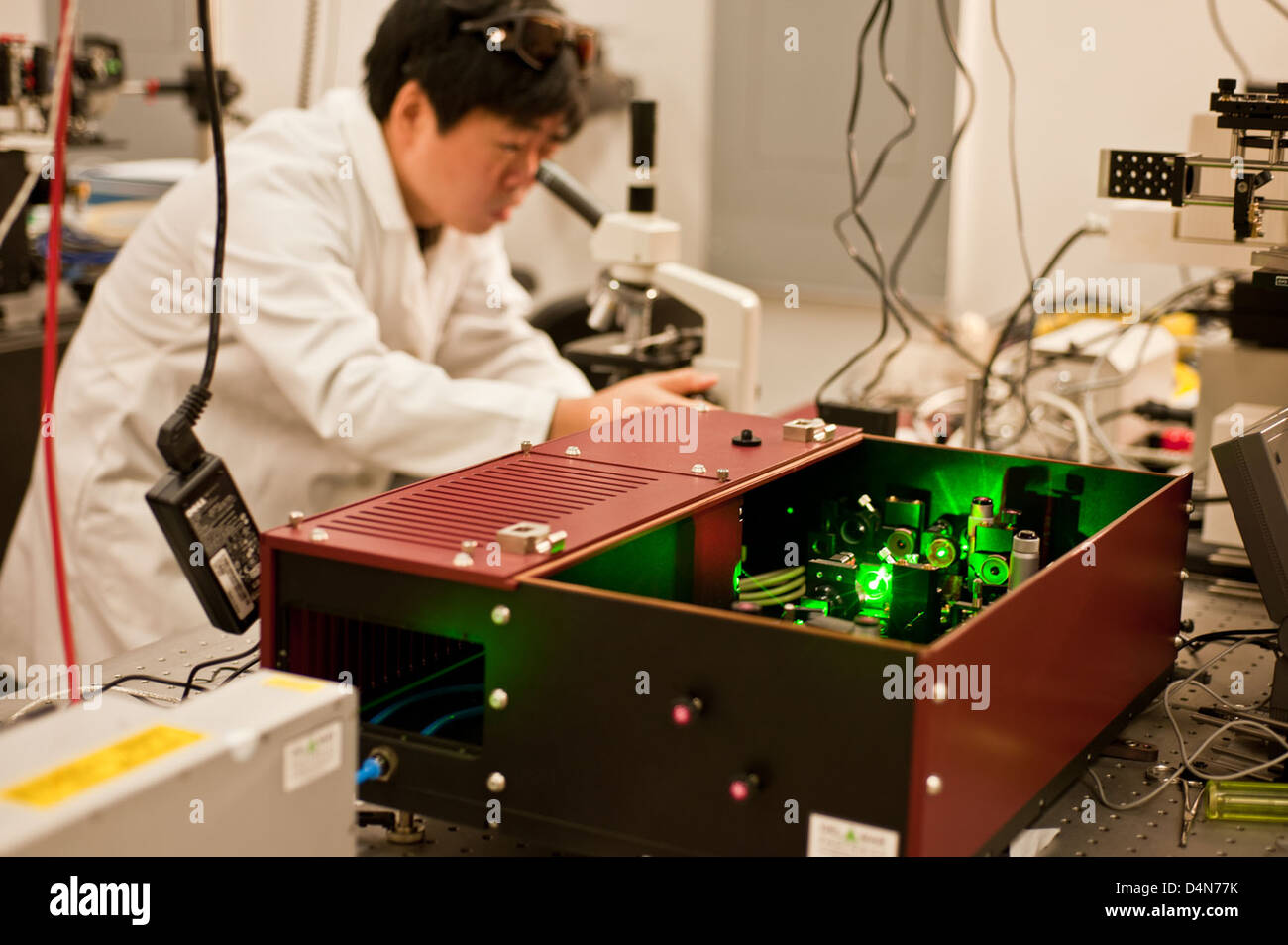 Nanophotonics hi-res stock photography and images - Alamy
