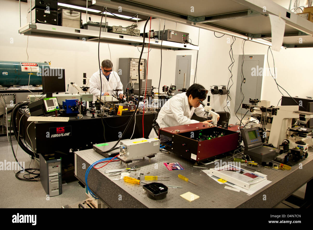The Optical Therapeutics and Medical Nanophotonics Laboratory ...