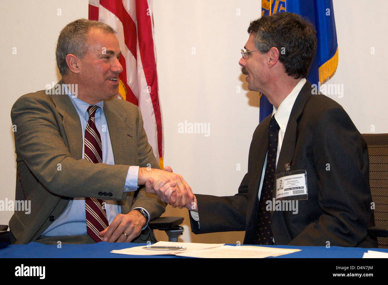 Mou signing ceremony hi-res stock photography and images - Alamy