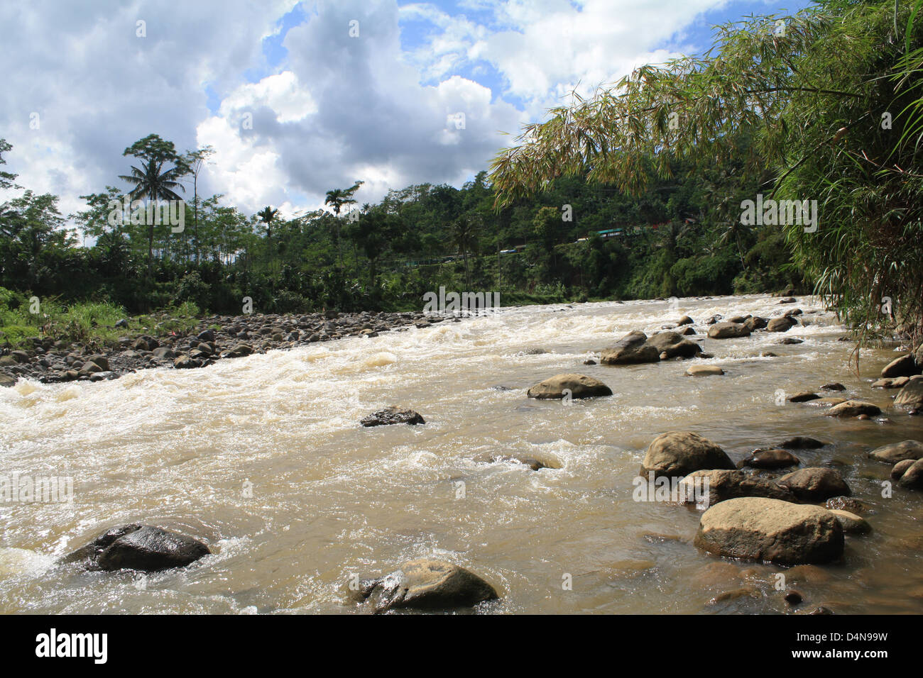 Natural river hi-res stock photography and images - Alamy