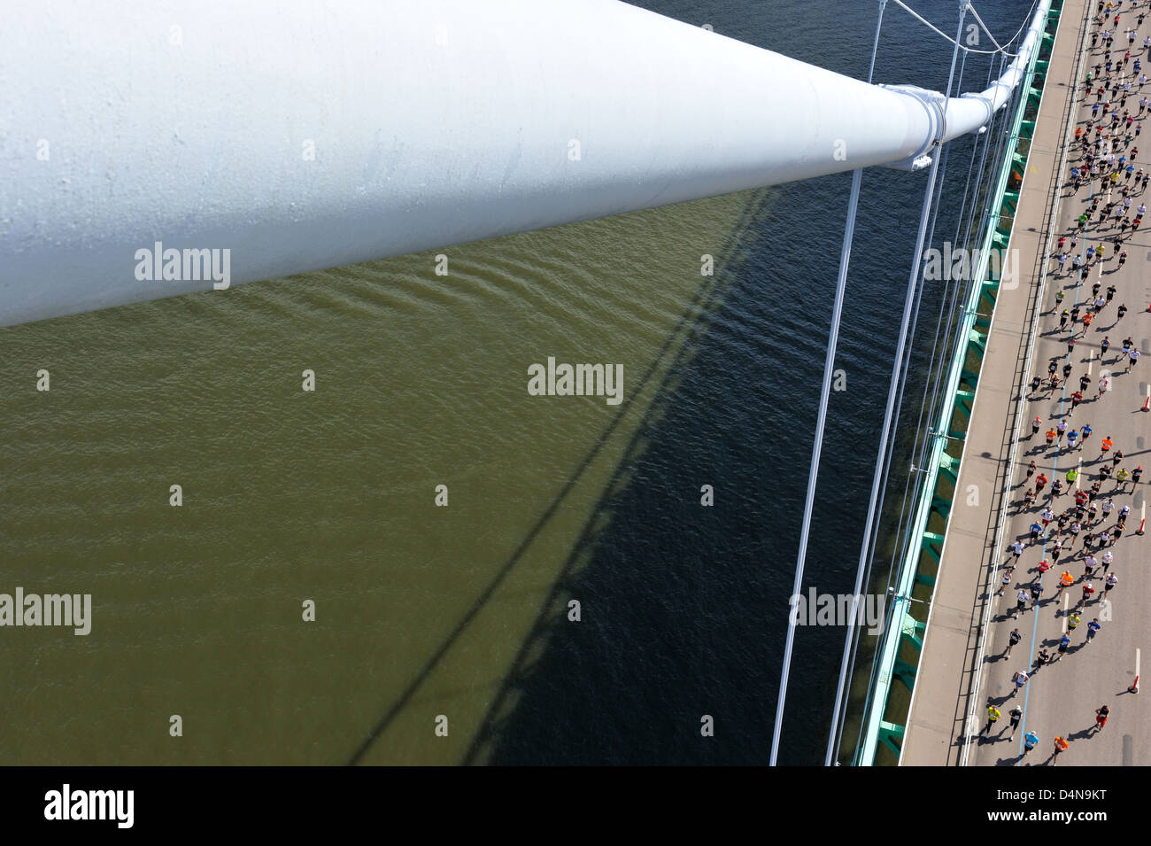 View from Älvsborg Bridge to people running below, Gothenburg, Sweden ...