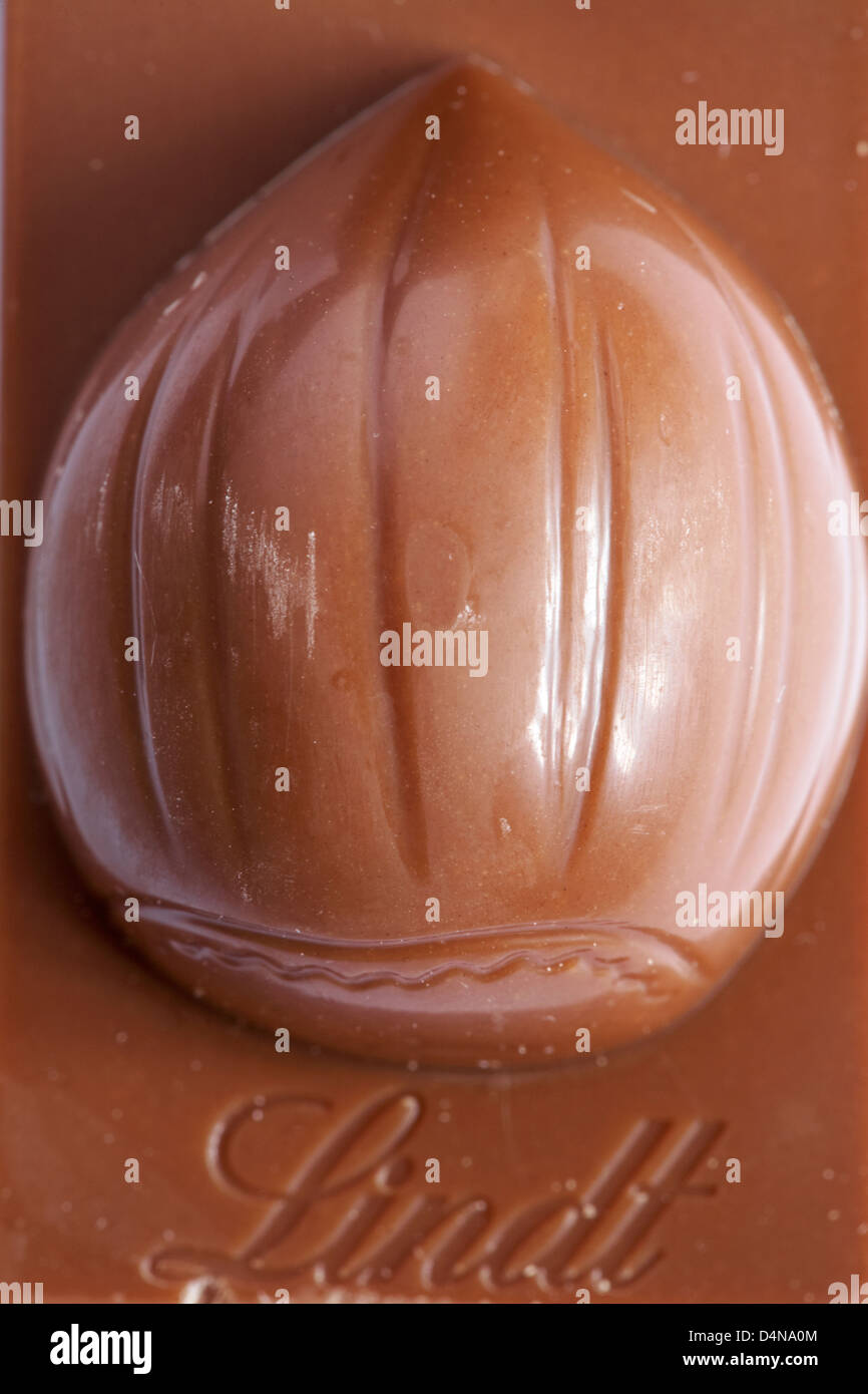 Lindt logo hi-res stock photography and images - Alamy