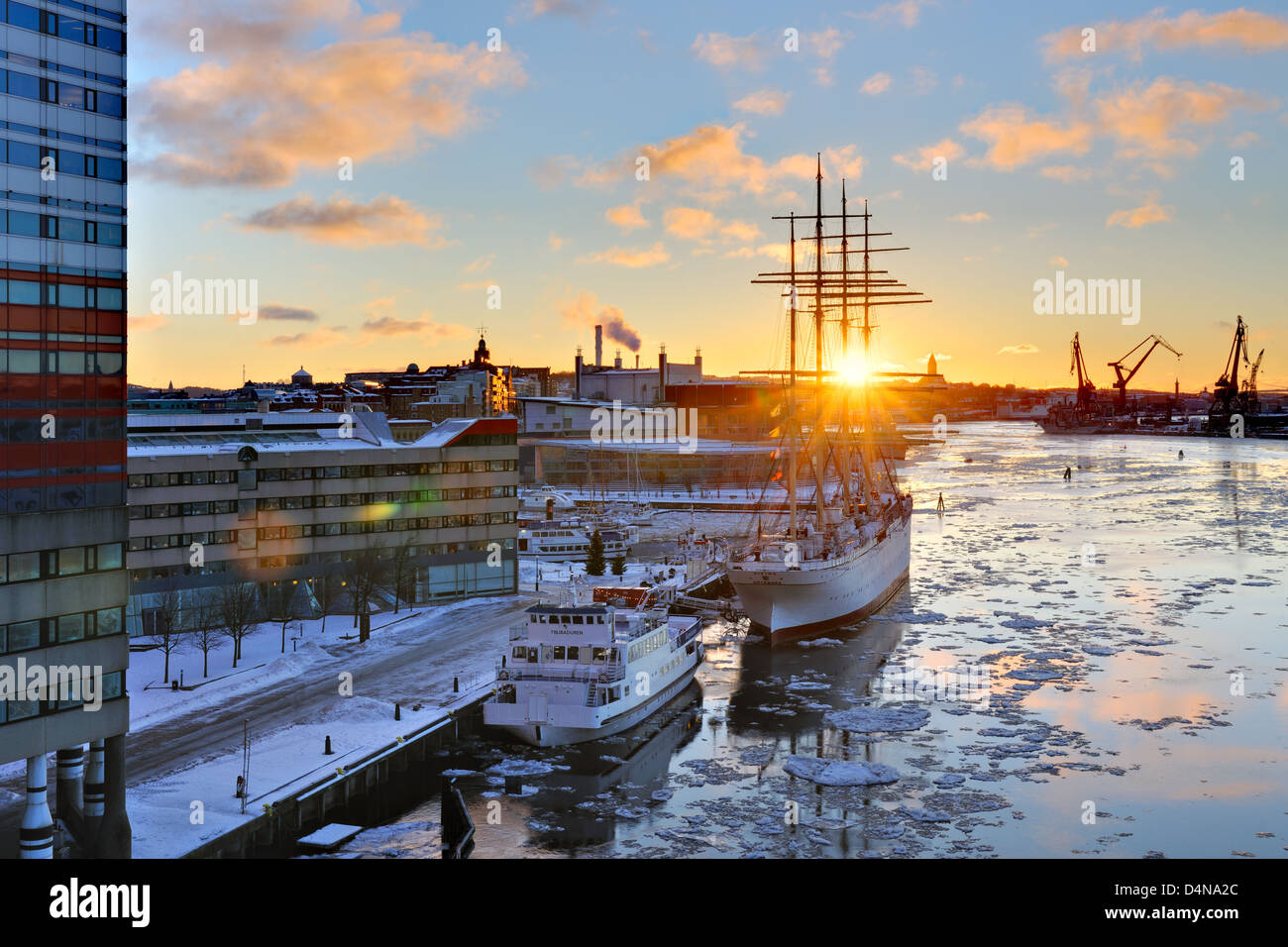 Gothenburg harbor hi-res stock photography and images - Alamy