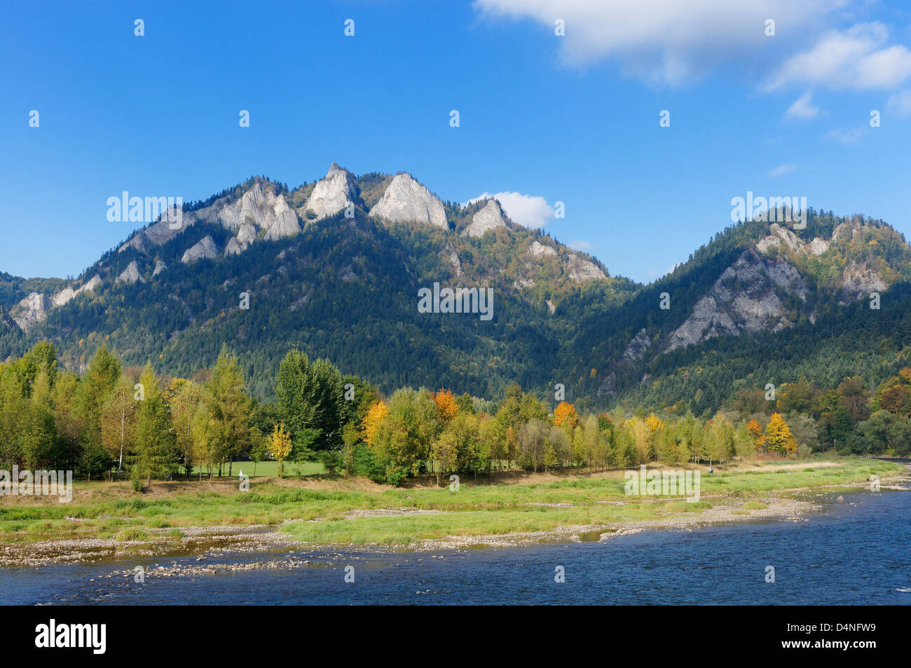 The Dunajec River and the Three Crowns (Trzy Korony) in the Pieniny ...
