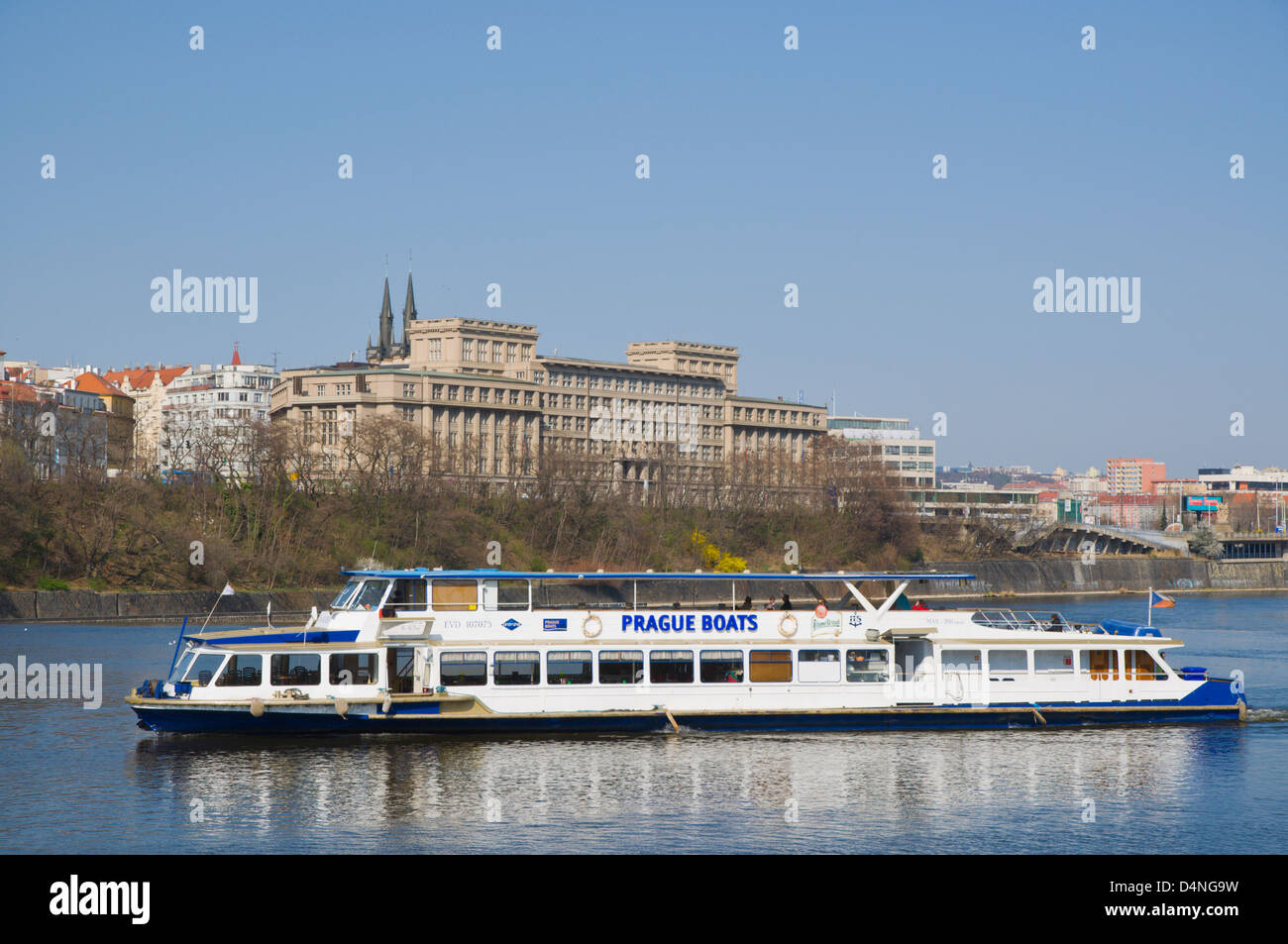 Prague sightseeing boat hi-res stock photography and images - Alamy