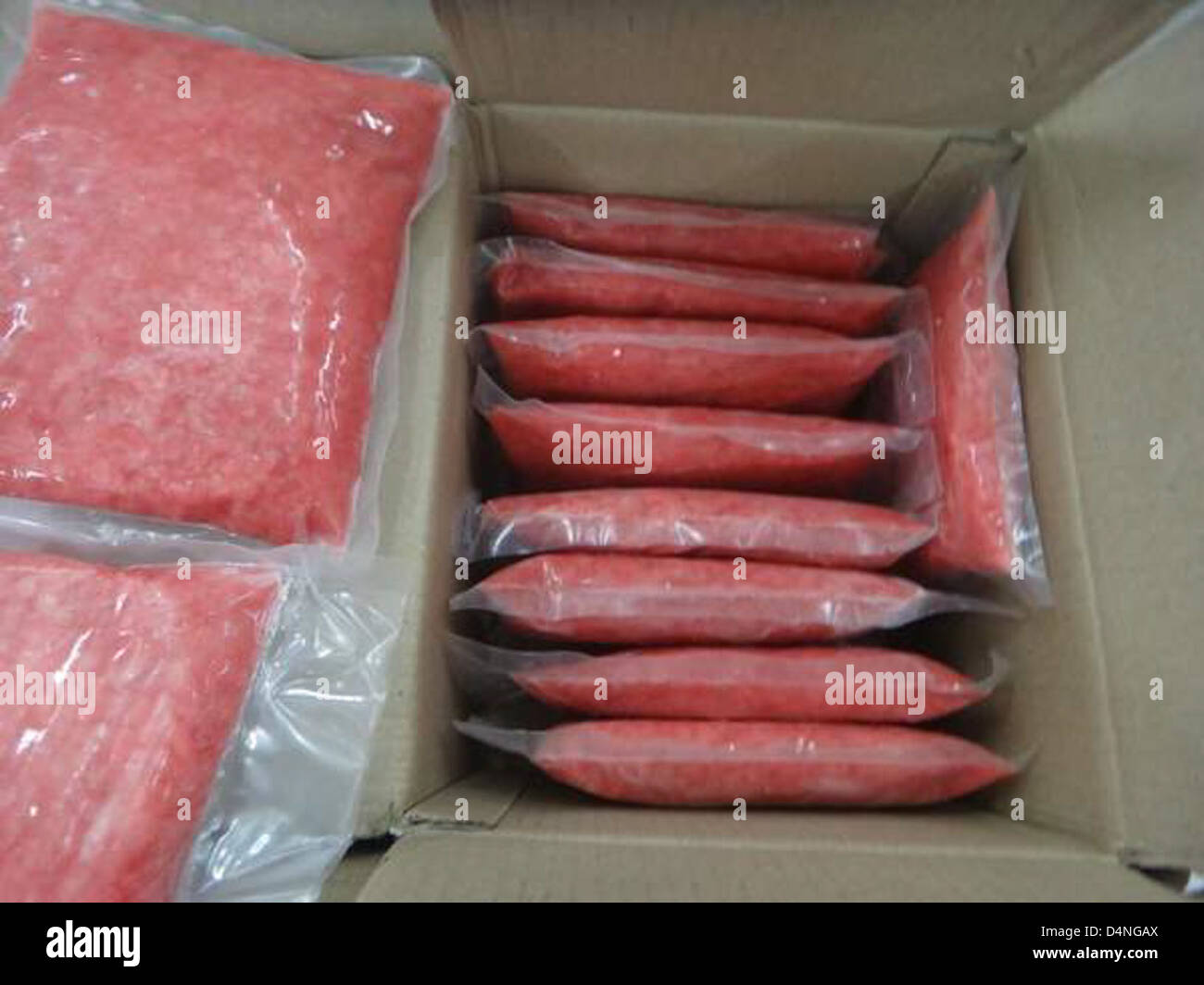 Tuna products from Nakaochi AA, including yellowfin and spicy tuna ...