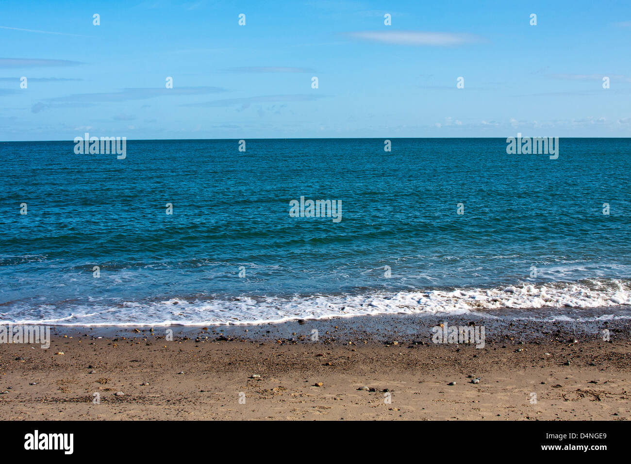 Sandy shore beach hi-res stock photography and images - Alamy