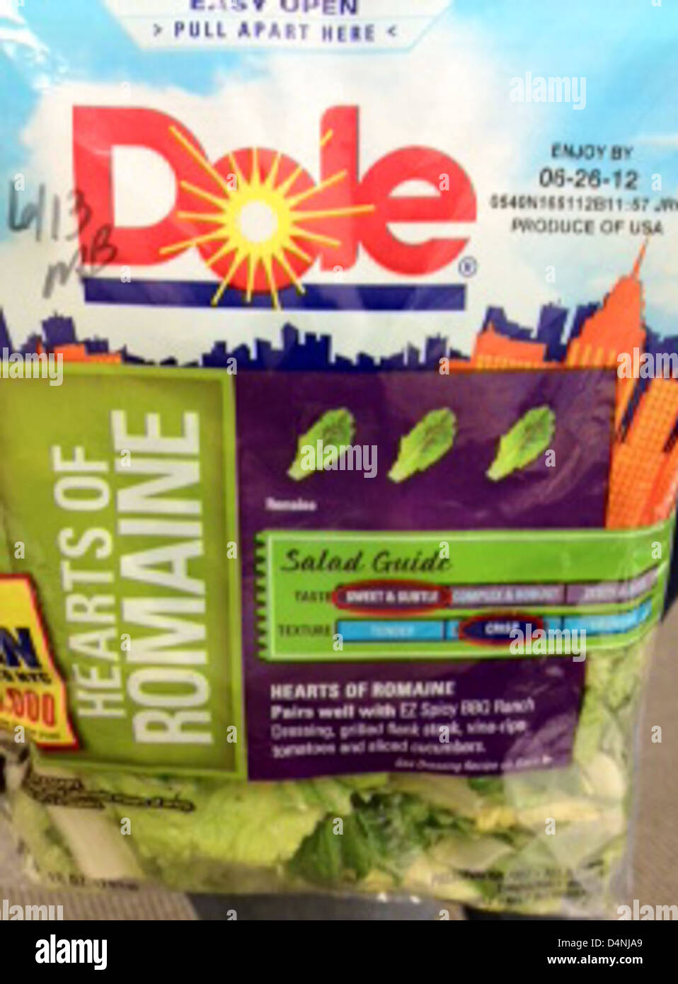 Bagged salad hi-res stock photography and images - Alamy