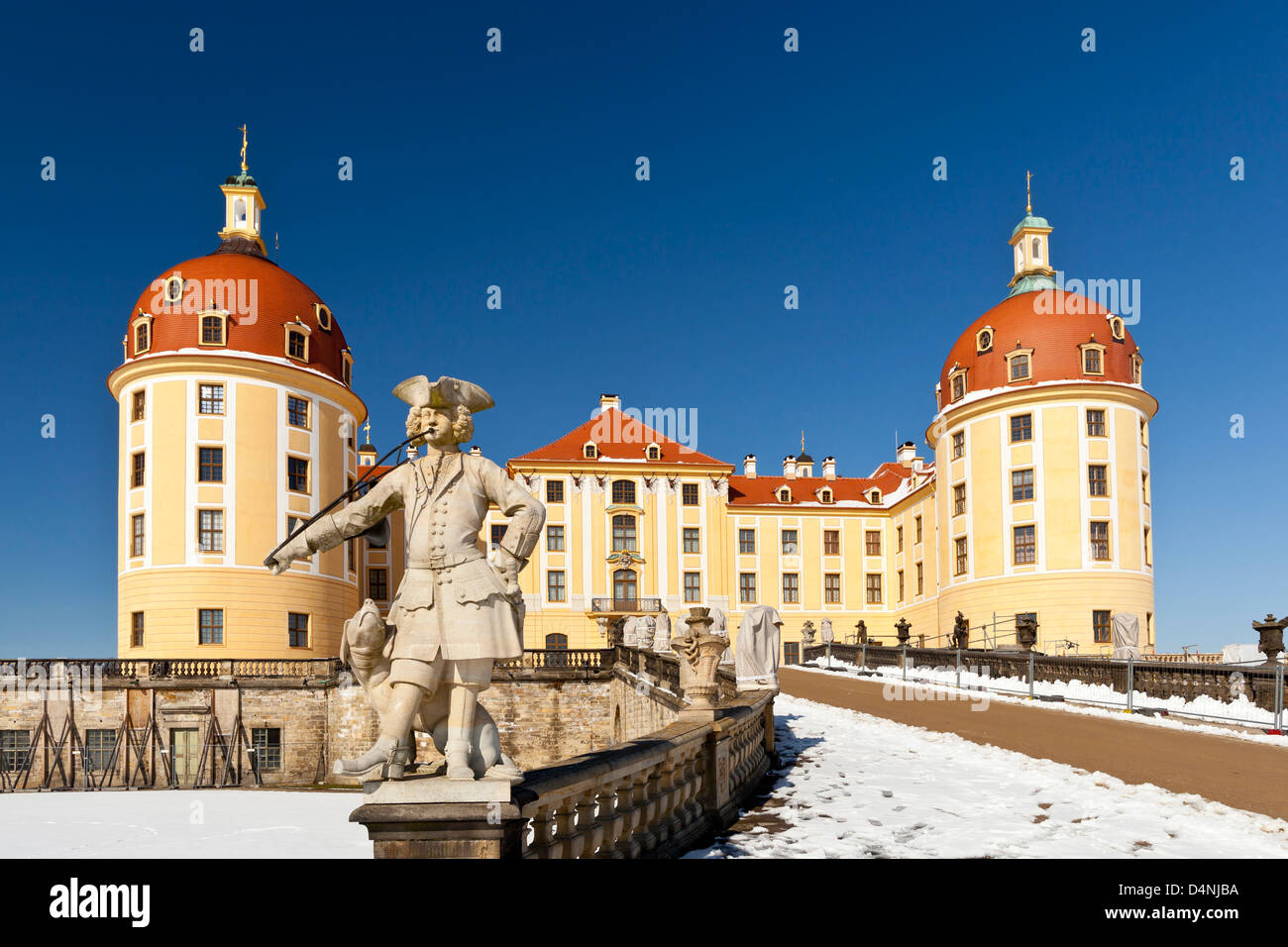 Statue at the Moritzburg castle south side in winter - Saxonia, Germany ...