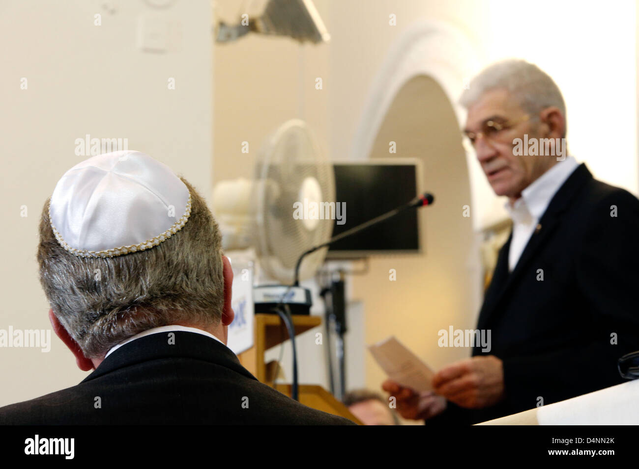 Greek Jews commemorate 70th anniversary of Auschwitz deportation. Greek ...