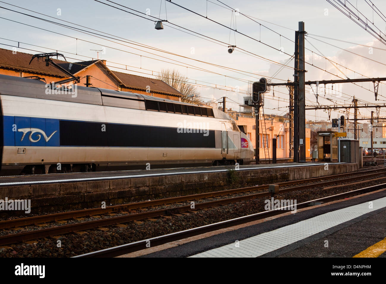 A TGV awaits departure at Poitiers railway station Stock Photo - Alamy