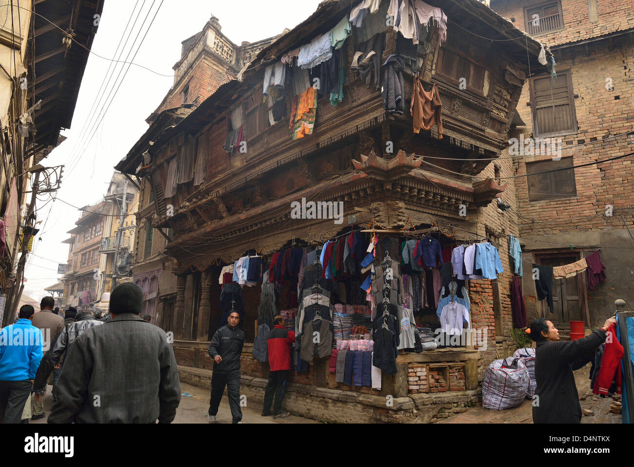 Intricate wood carving hi-res stock photography and images - Alamy