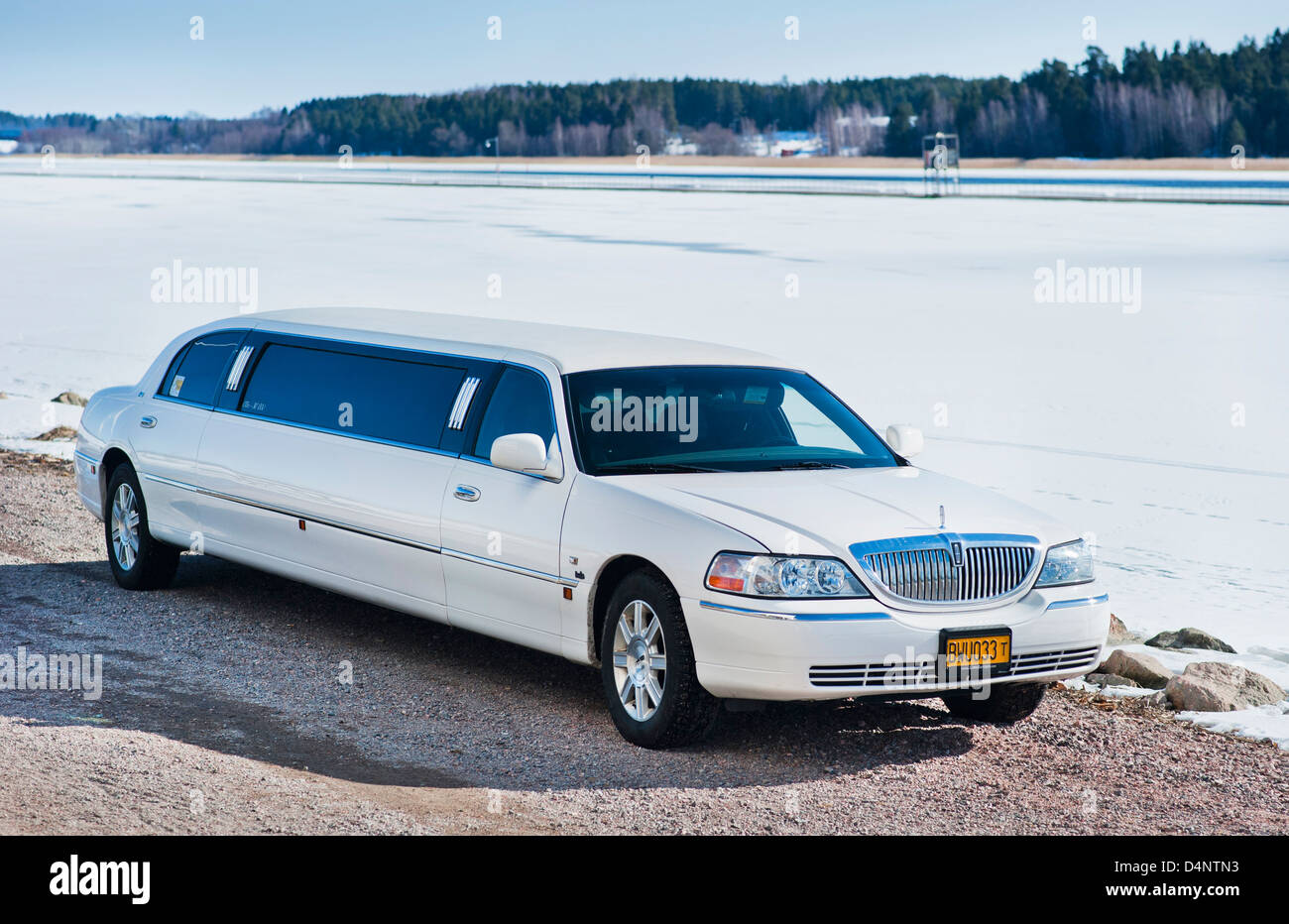 Limousine hi-res stock photography and images - Alamy