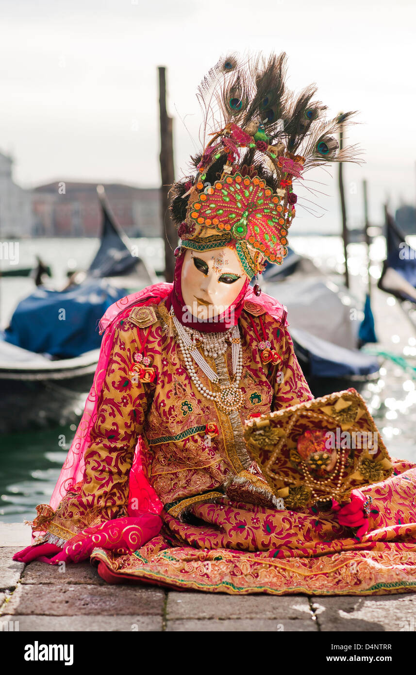 Carniva mask hi-res stock photography and images - Alamy