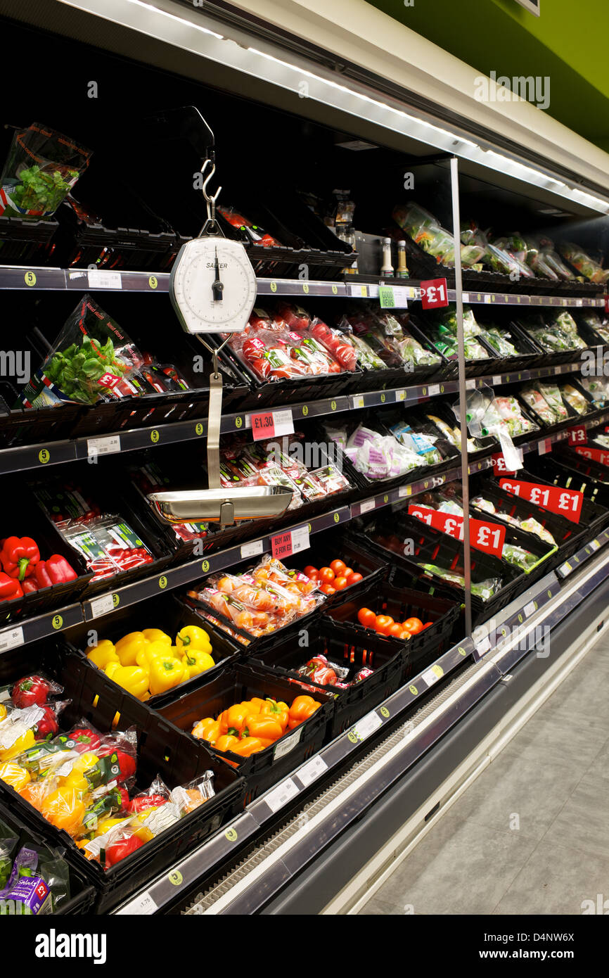 Supermarket Vegetable Aisle High Resolution Stock Photography and ...