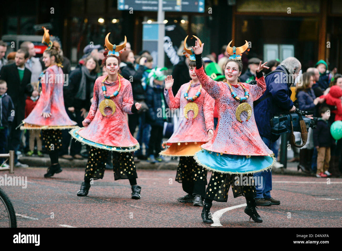 Belfast green ireland irish parade shamrocks st patricks day hi-res ...