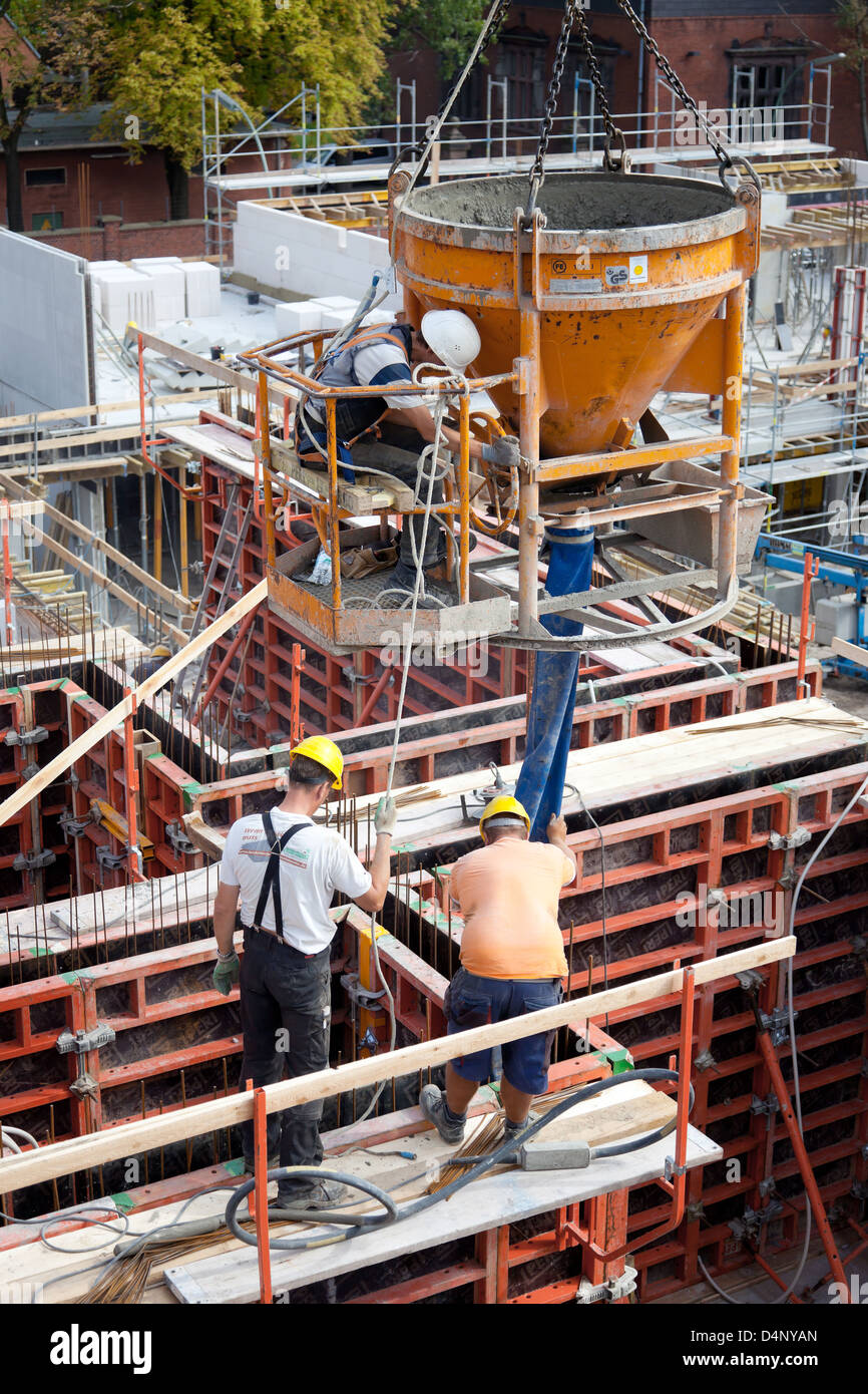 Berlin, Germany, Construction worker at a building site Stock Photo - Alamy