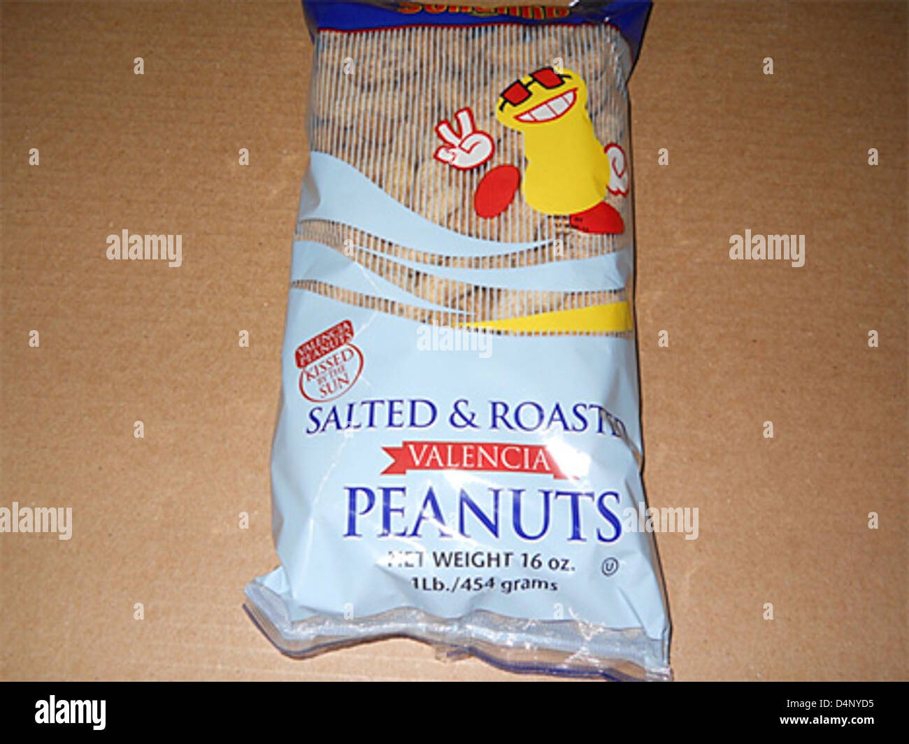 U s valencia peanuts hi-res stock photography and images - Alamy
