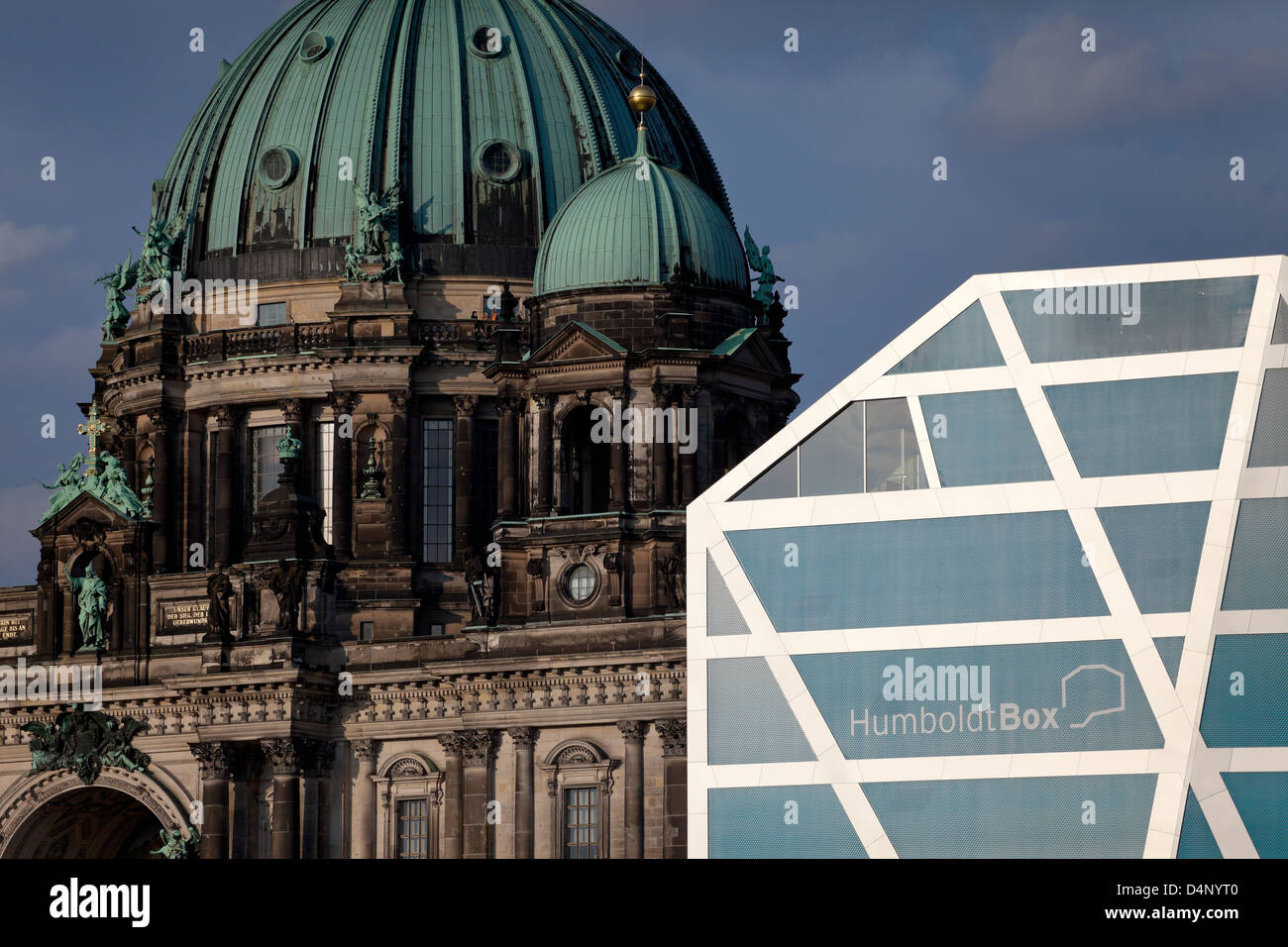 Modern historicism architecture hi-res stock photography and images - Alamy