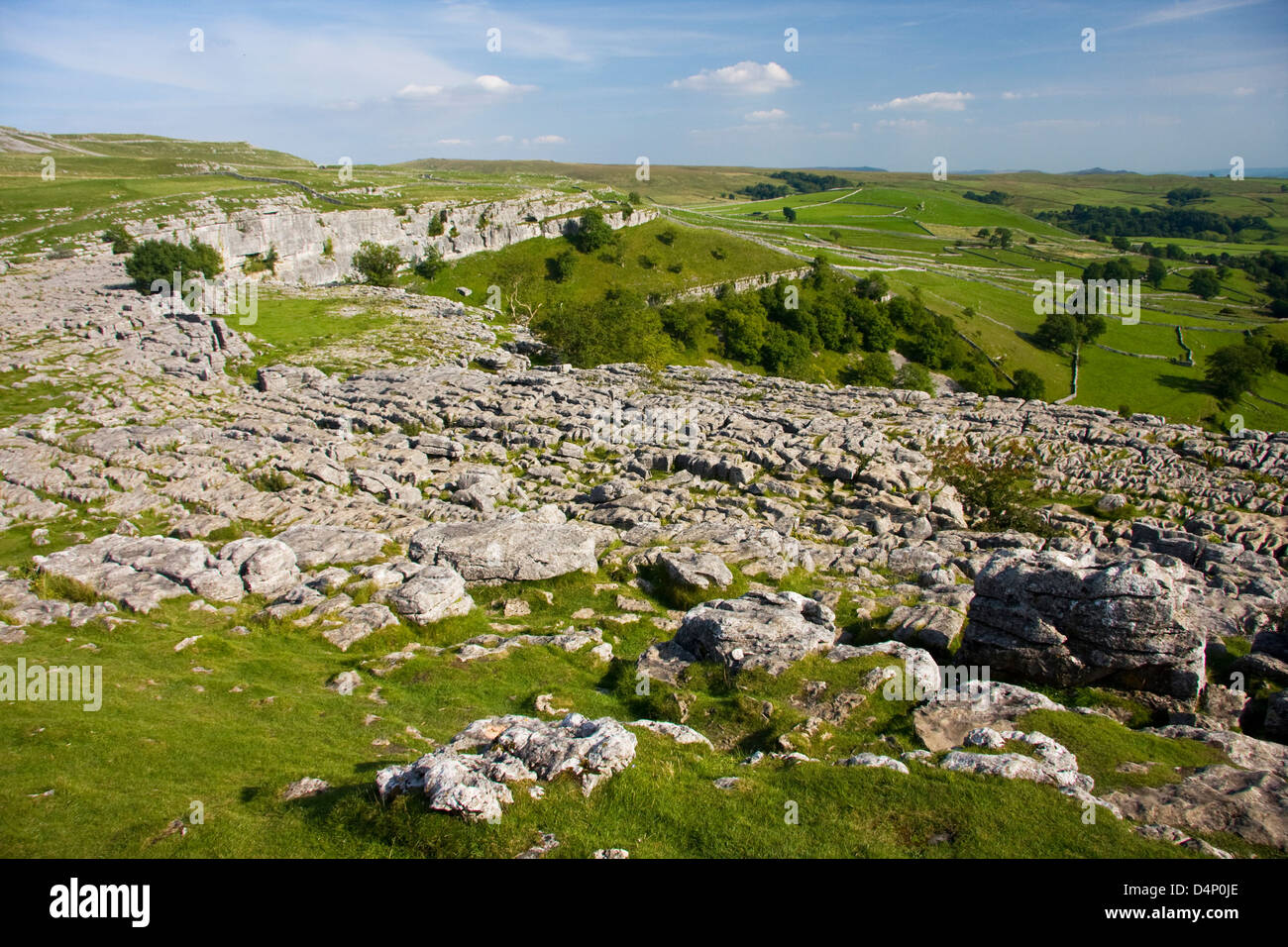 Limestone pavement, Malham Cove, Yorkshire Dales National Park, England ...
