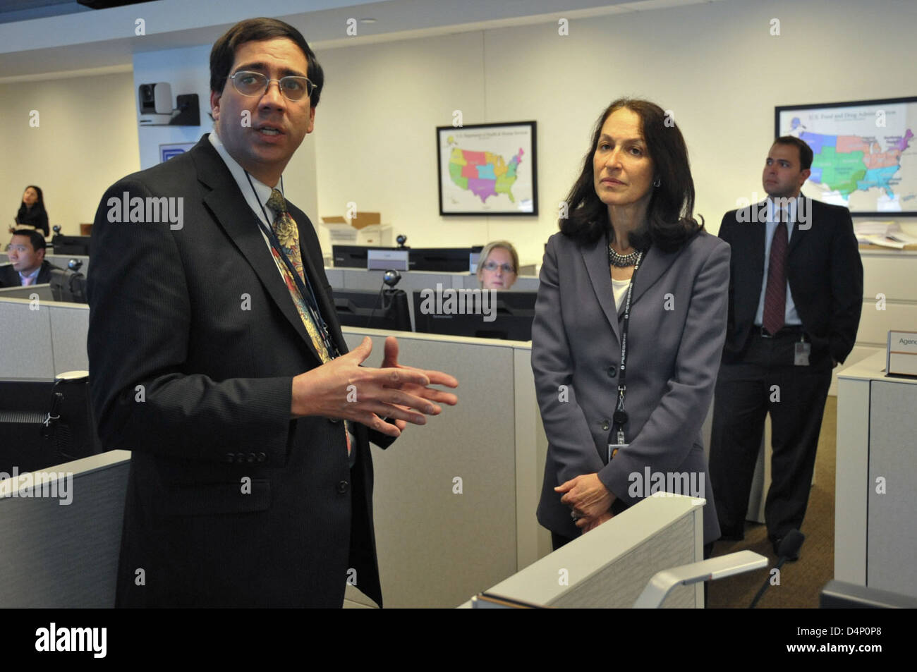 Hurricane emergency operations center hi-res stock photography and ...