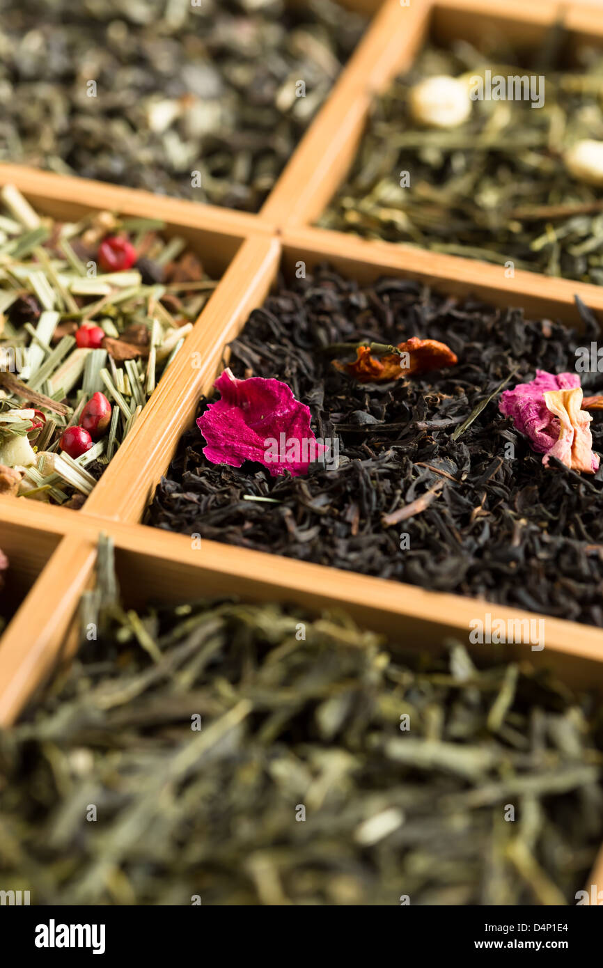 Tea leaf box hi-res stock photography and images - Alamy