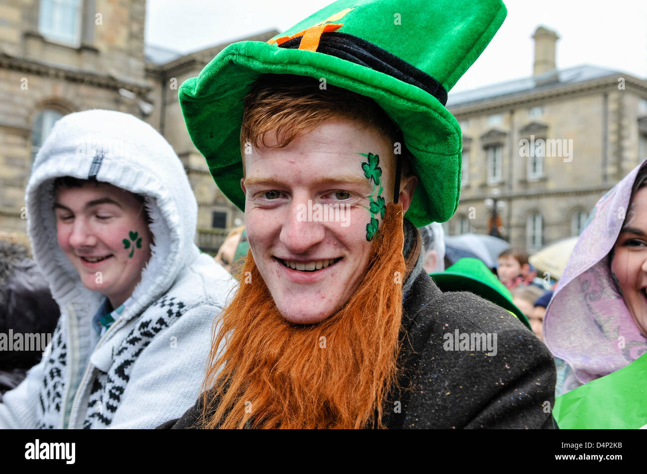 Belfast, Northern Ireland. 17th March, 2013. A man wears a leprechaun ...