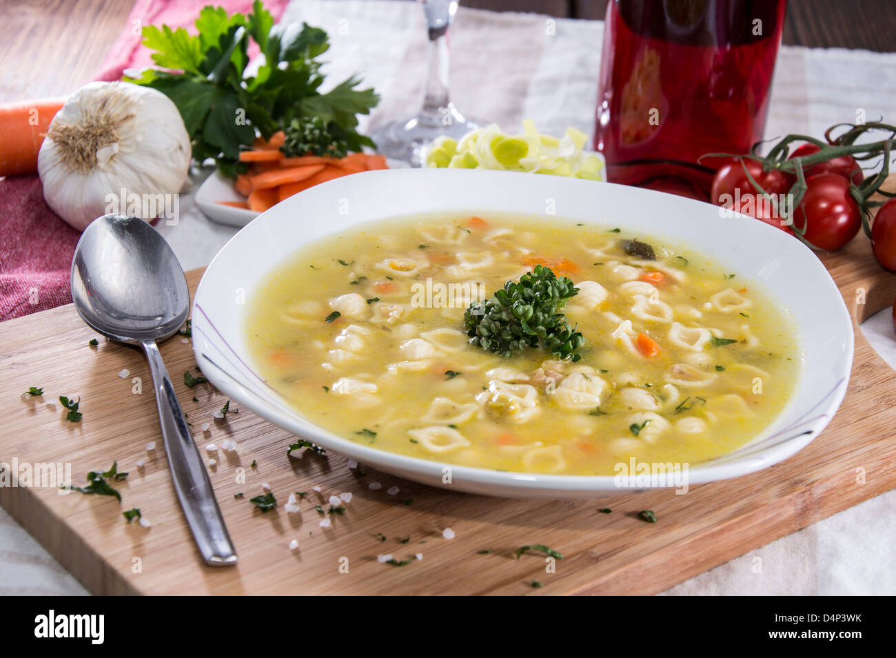 Portion of fresh Chicken Soup Stock Photo - Alamy