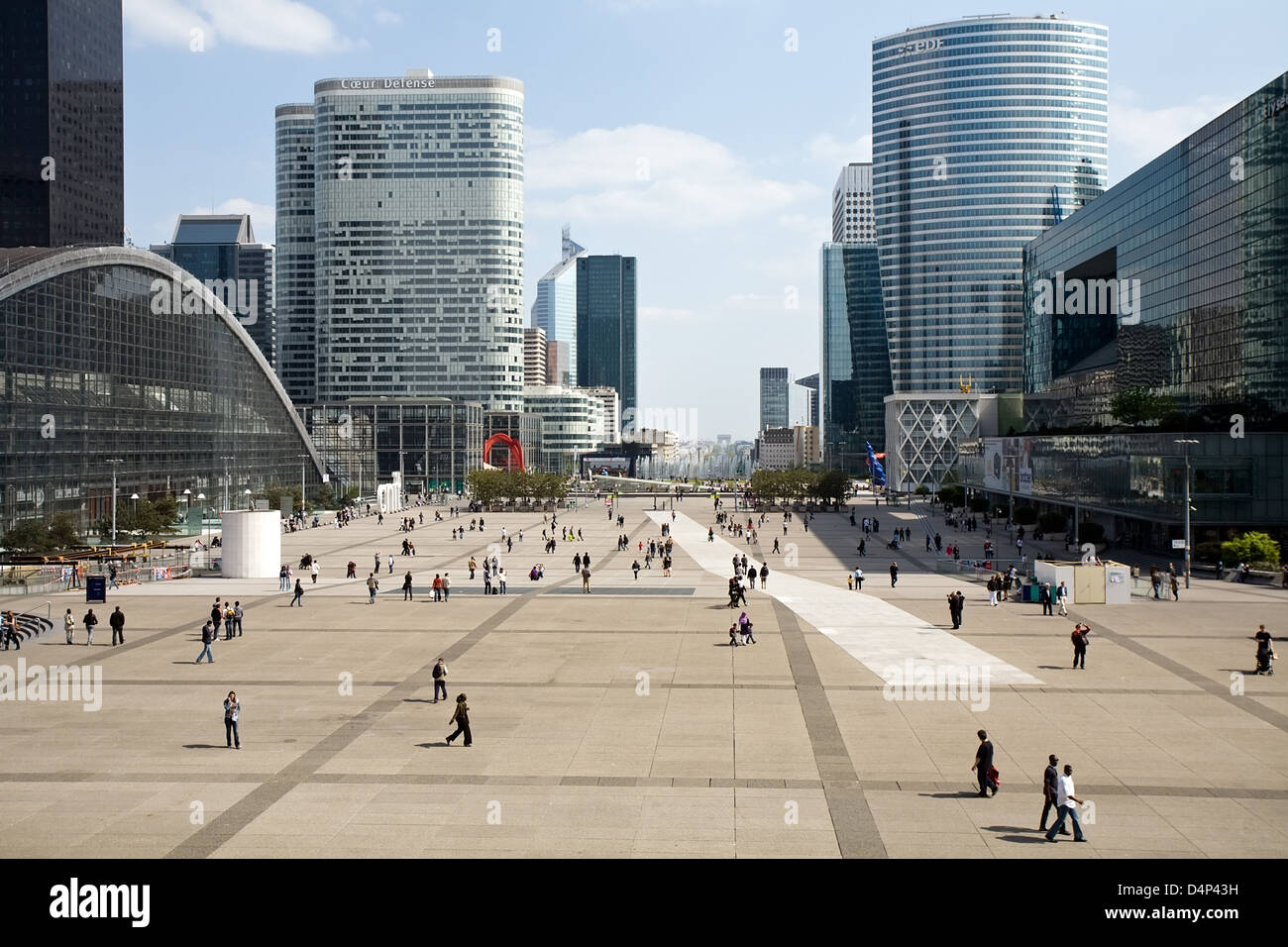 Paris modern architecture hi-res stock photography and images - Alamy