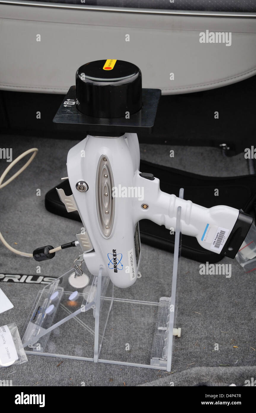 Portable Screening Devices - DSC 0826 Stock Photo - Alamy