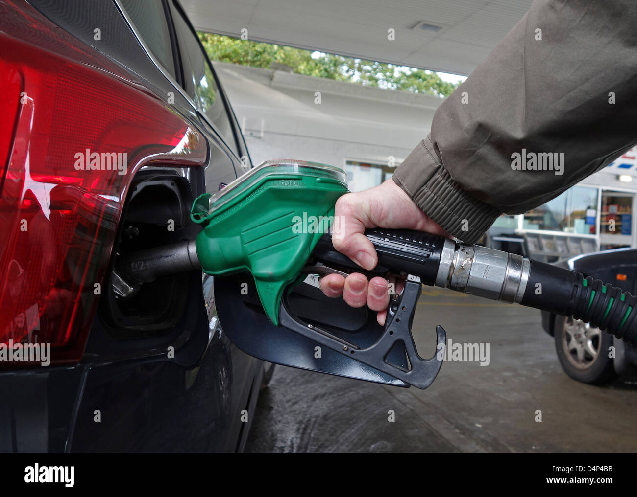 Man at pump hi-res stock photography and images - Alamy
