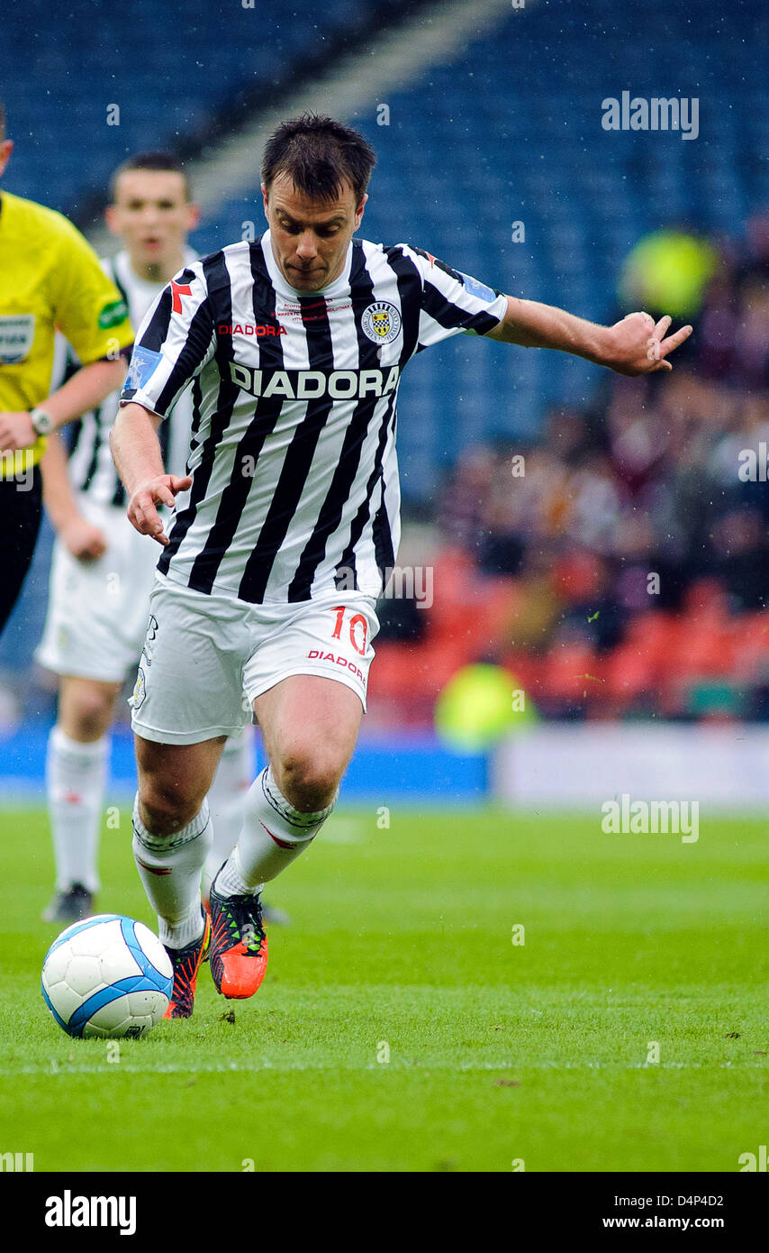 Glasgow, Scotland, UK. Sunday 17th March 2013. Paul McGowan shoots ...