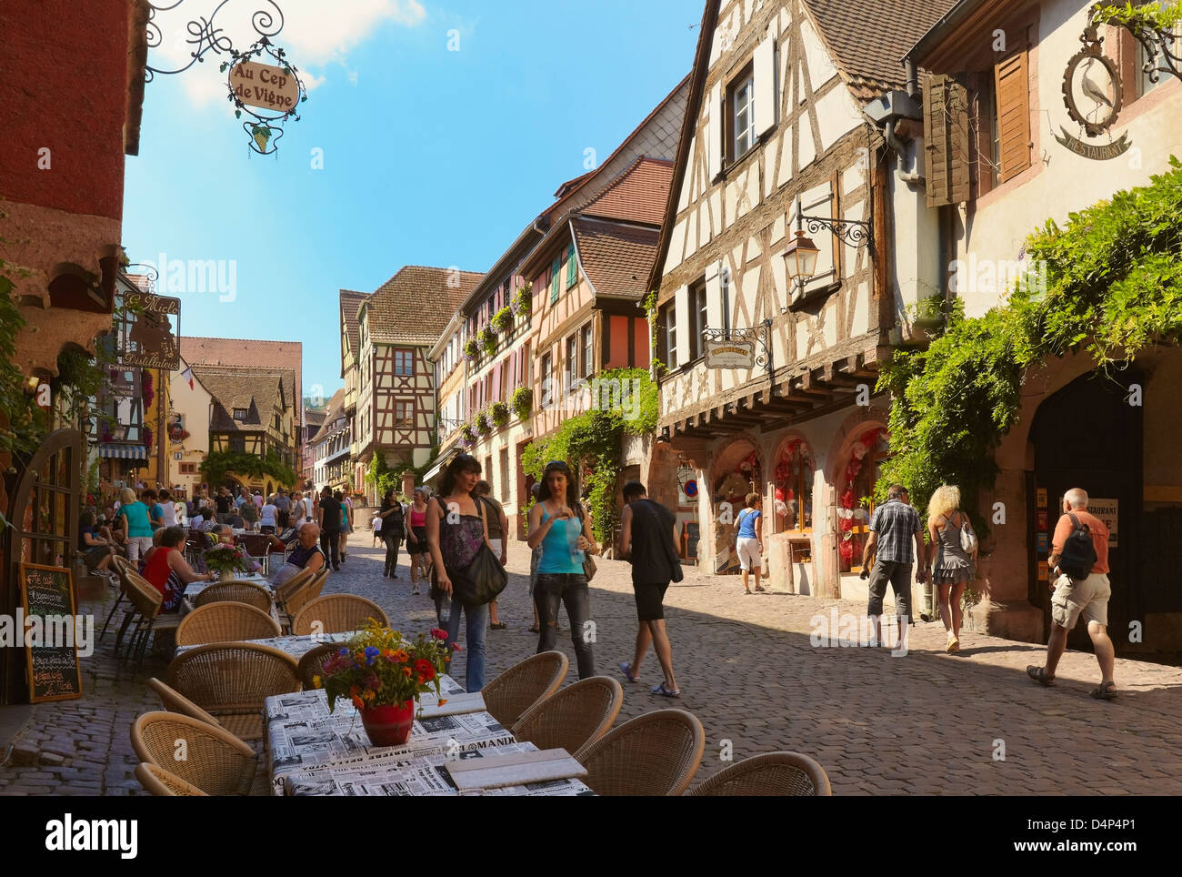 Alsace wine route hi-res stock photography and images - Alamy