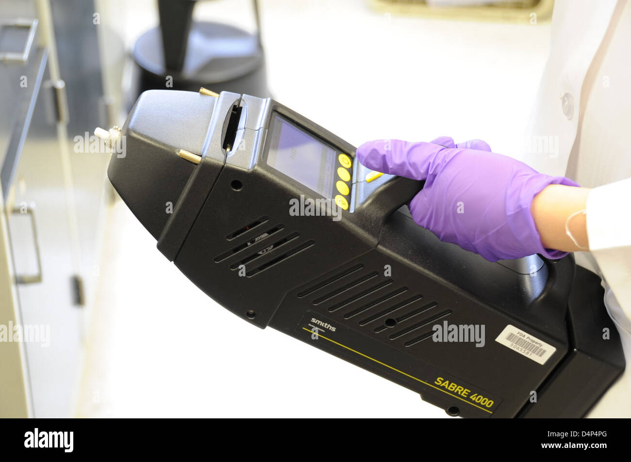 Portable Screening Devices (1250 Stock Photo - Alamy