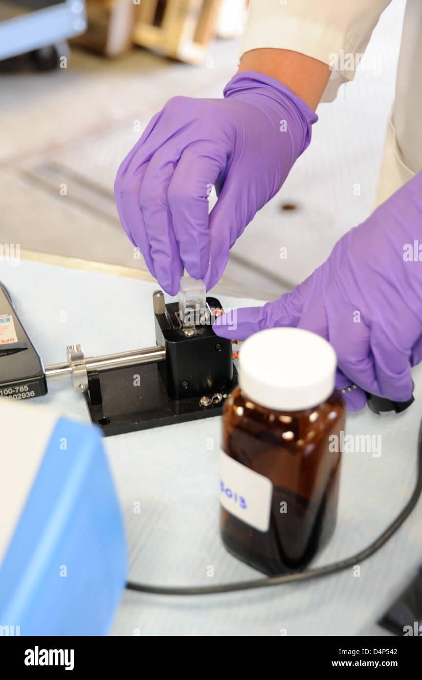 Portable Screening Devices - DSC 1063 Stock Photo - Alamy