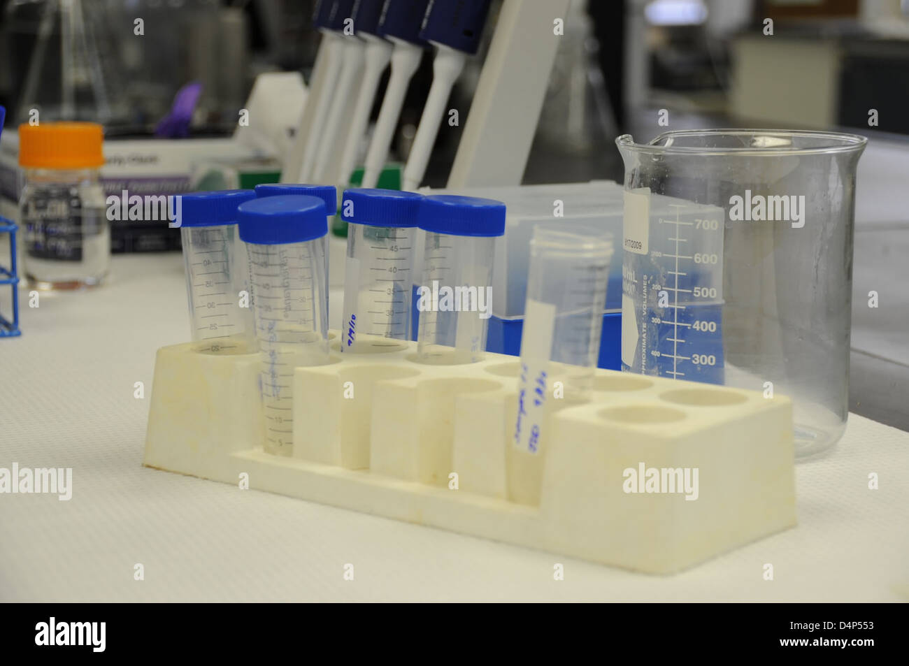 Raman spectroscopy hi-res stock photography and images - Alamy