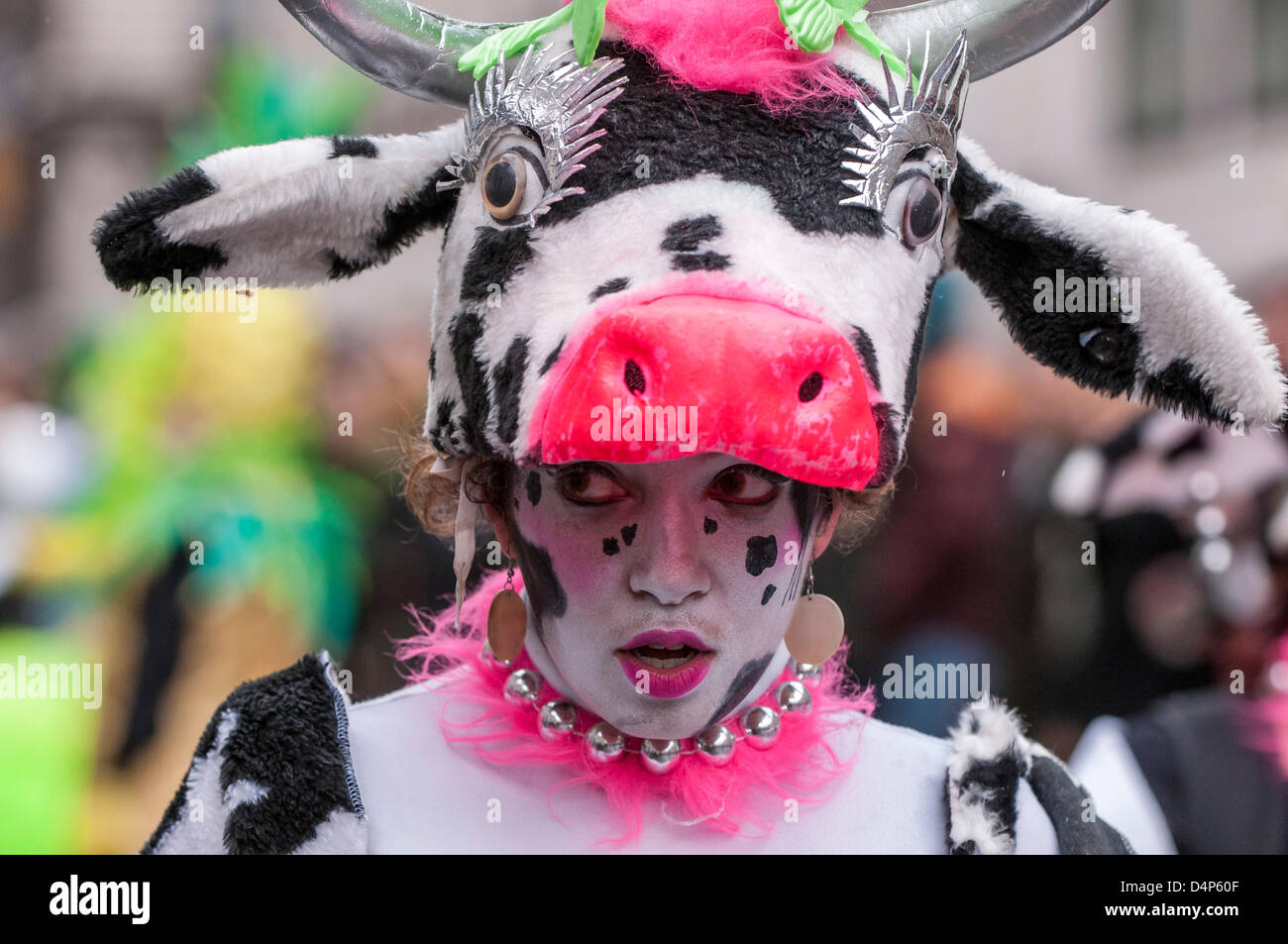 Cow parade 2013 hi-res stock photography and images - Alamy