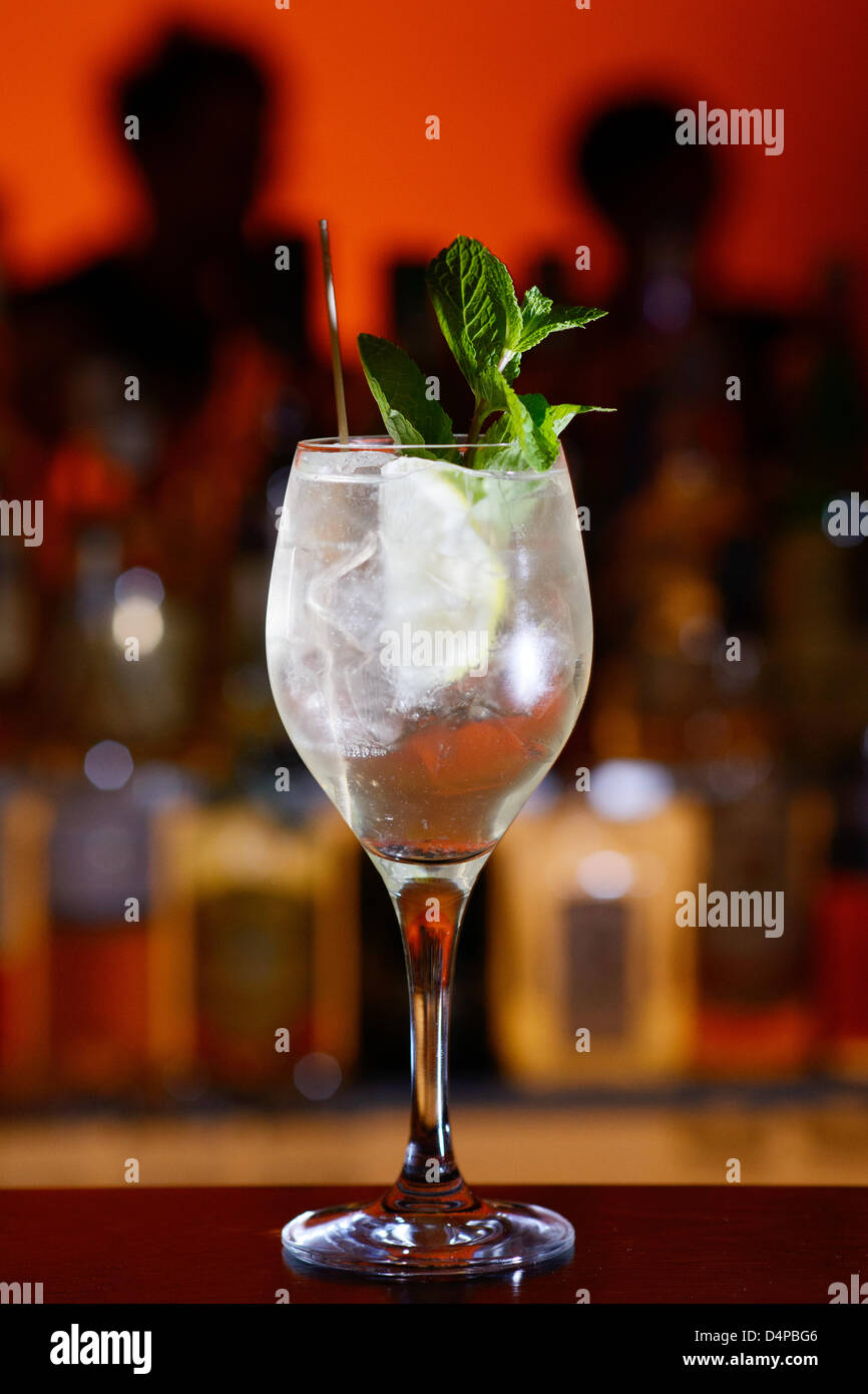 Hugo (Cocktail) from Prosecco, lemon balm and elderflower syrup, fresh ...