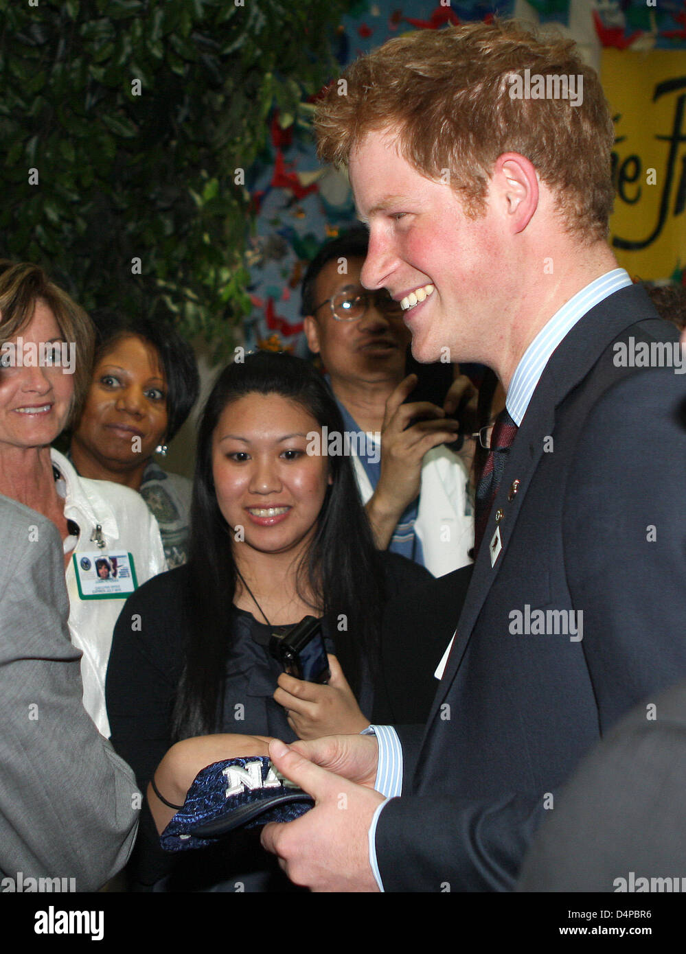 Prince harry new york 2009 hi-res stock photography and images - Alamy