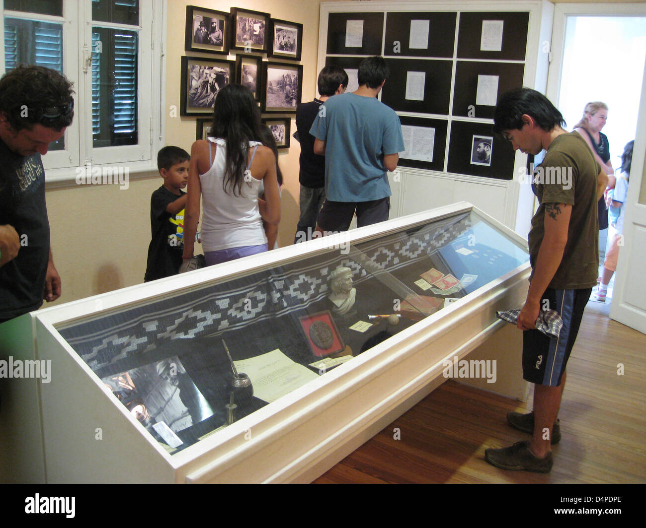 Visitors take a look at exhibits in the ?La Casa del Che? (lit. ?The ...
