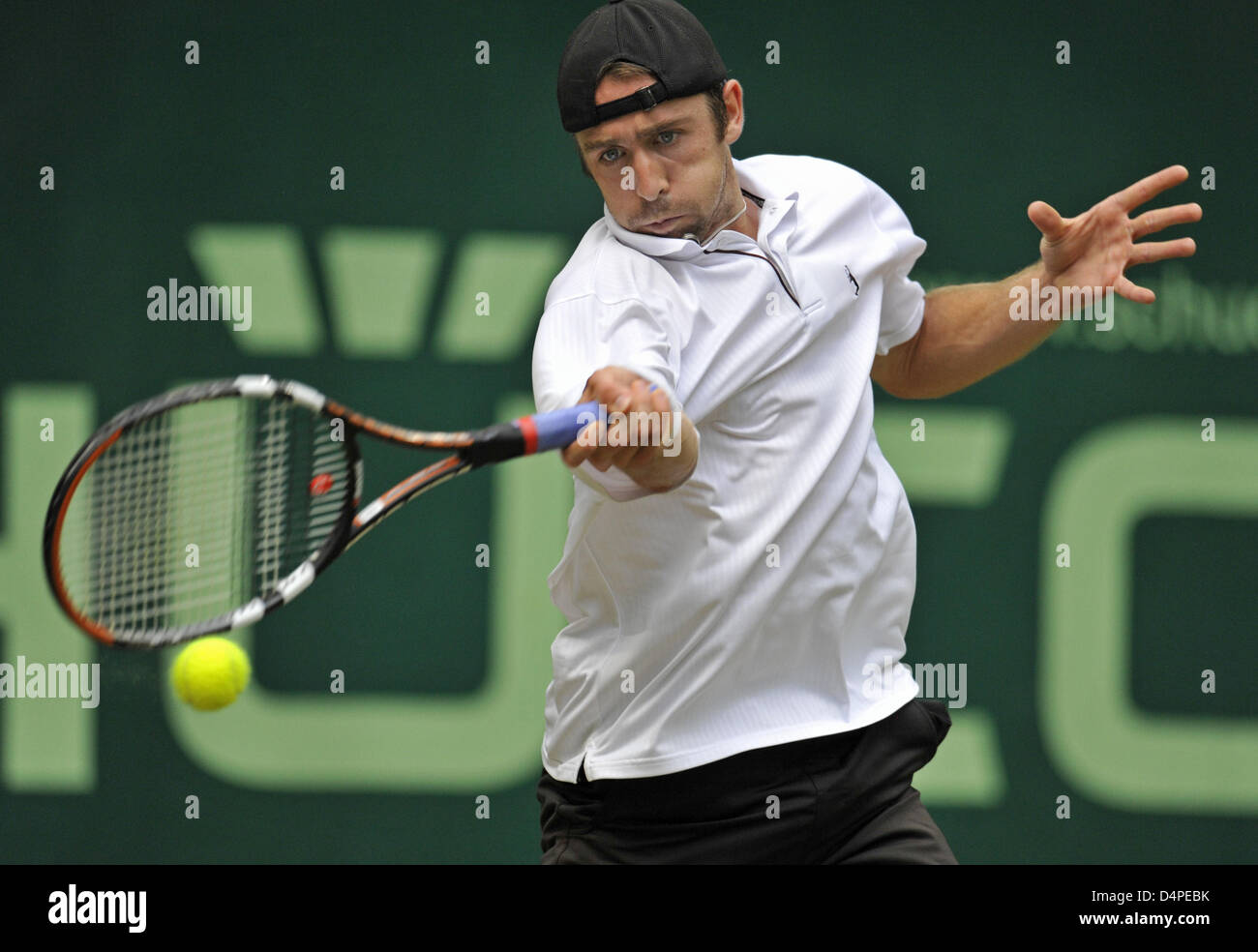 Germany?s Benjamin Becker returns a forehand to Belgium?s Olivier ...