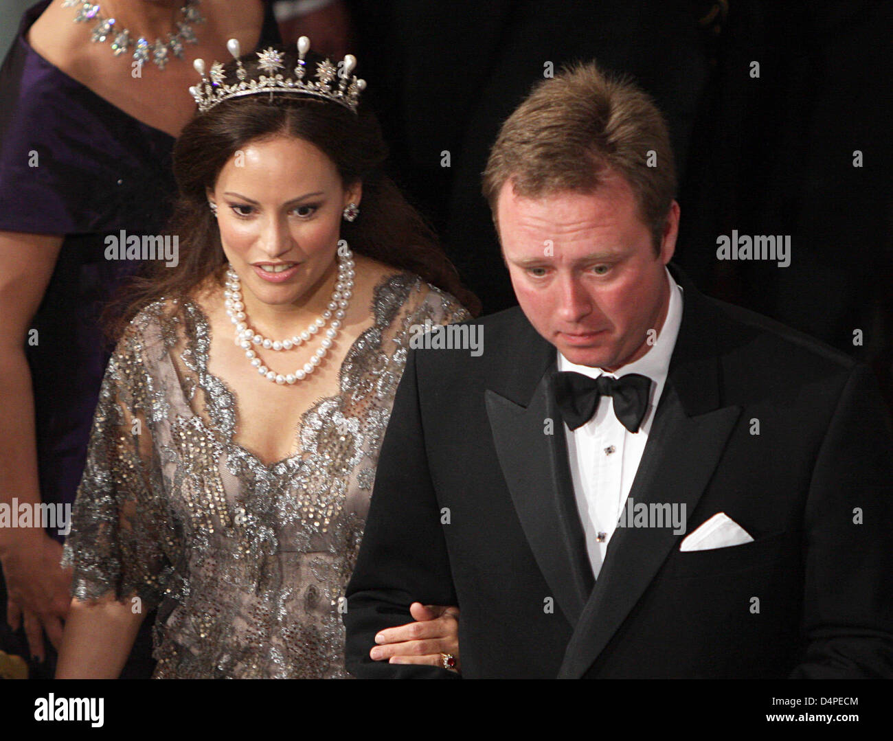 Prince Gustav zu Sayn-Wittgenstein-Berleburg (R) and his fiancee Carina ...