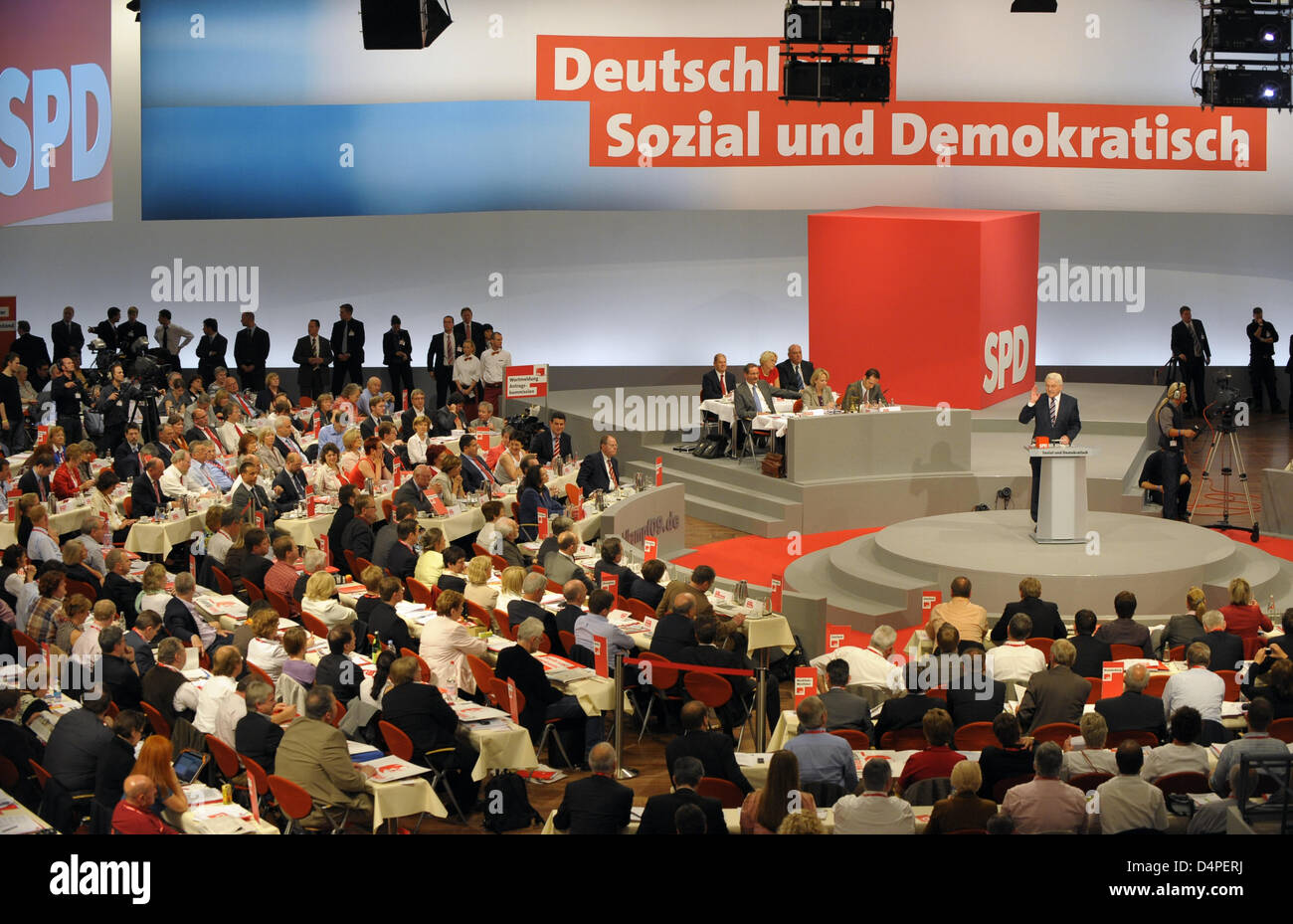 German Foreign Minister and SPD (German Social Democrats) candidate for ...