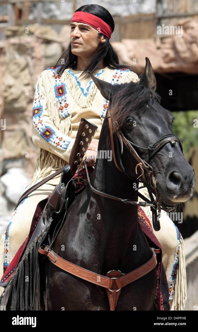 German actor Erol Sander (C) as Winnetou during a press performace of ...